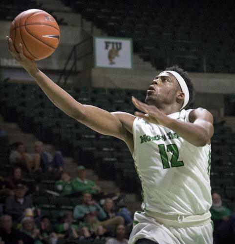Freshman A.J. Lawson shines in win over Hartford, gets men's basketball ...