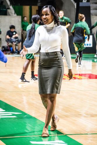 First-year women's basketball coach Jalie Mitchell aims to change ...