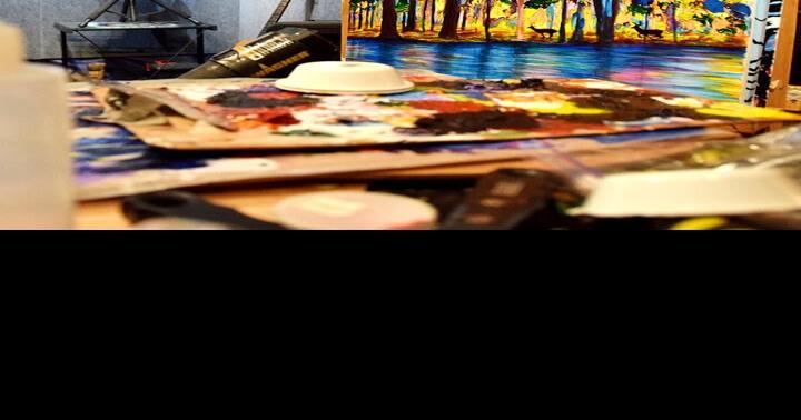 Artist finds creativity through his blindness | Arts & Life | ntdaily.com