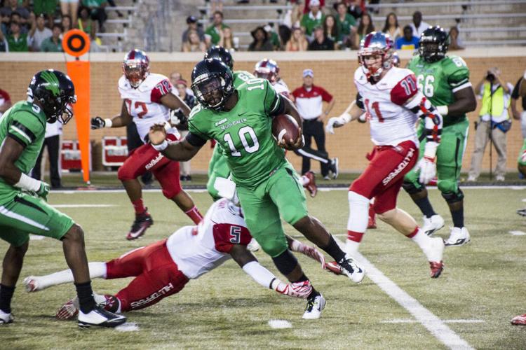 QB DaMarcus Smith both electric and inconsistent in Mean Green debut ...