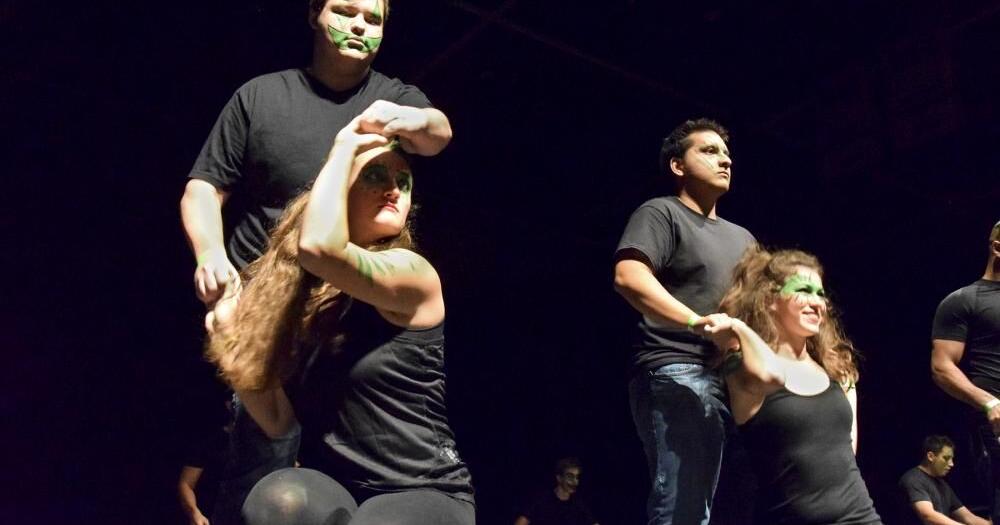 Students Yell Like Hell for Homecoming | Arts & Life | ntdaily.com