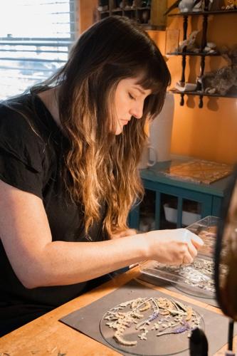 Denton artist uses glass art to bring attention to little details ...