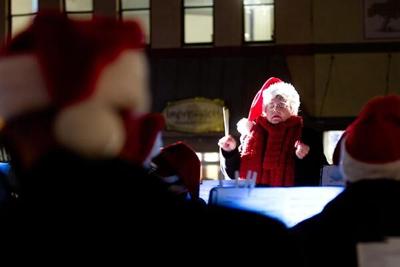 Denton holiday festival to light up locals' night | Arts & Life ...