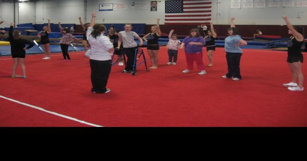Special needs cheerleading team gets ready for competition