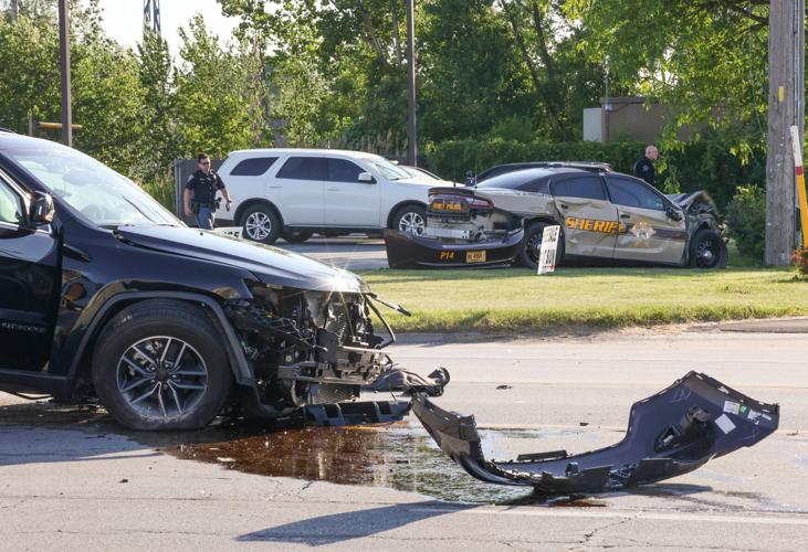 Chase results in narcotics bag exploding in officer's face; Crown Point ...