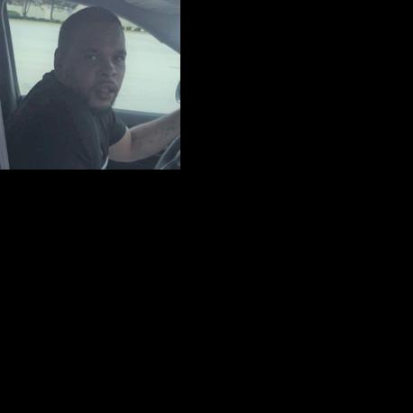 Woman snaps photo of man exposing himself in Hobart, police say