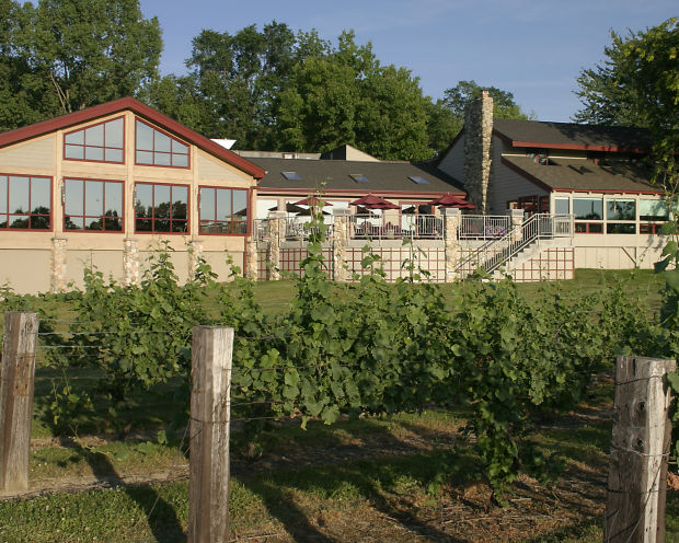 TABOR HILL WINERY & RESTAURANT