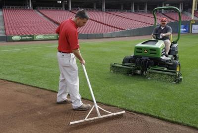Cincinnati Reds' groundskeeper shares tips on lawn care
