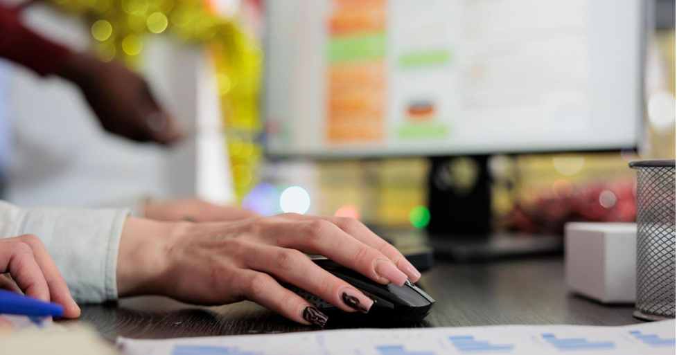 11 data-driven insights for achieving holiday sales goals