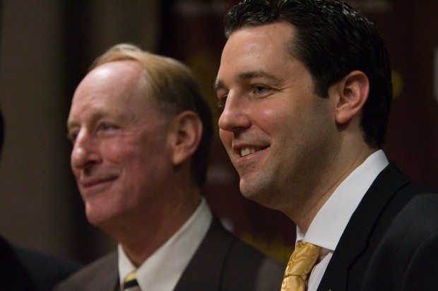 Homer Drew hands VU coaching reins to son Bryce