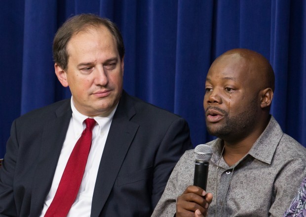 Gary man talks with vice president about minimum wage hike