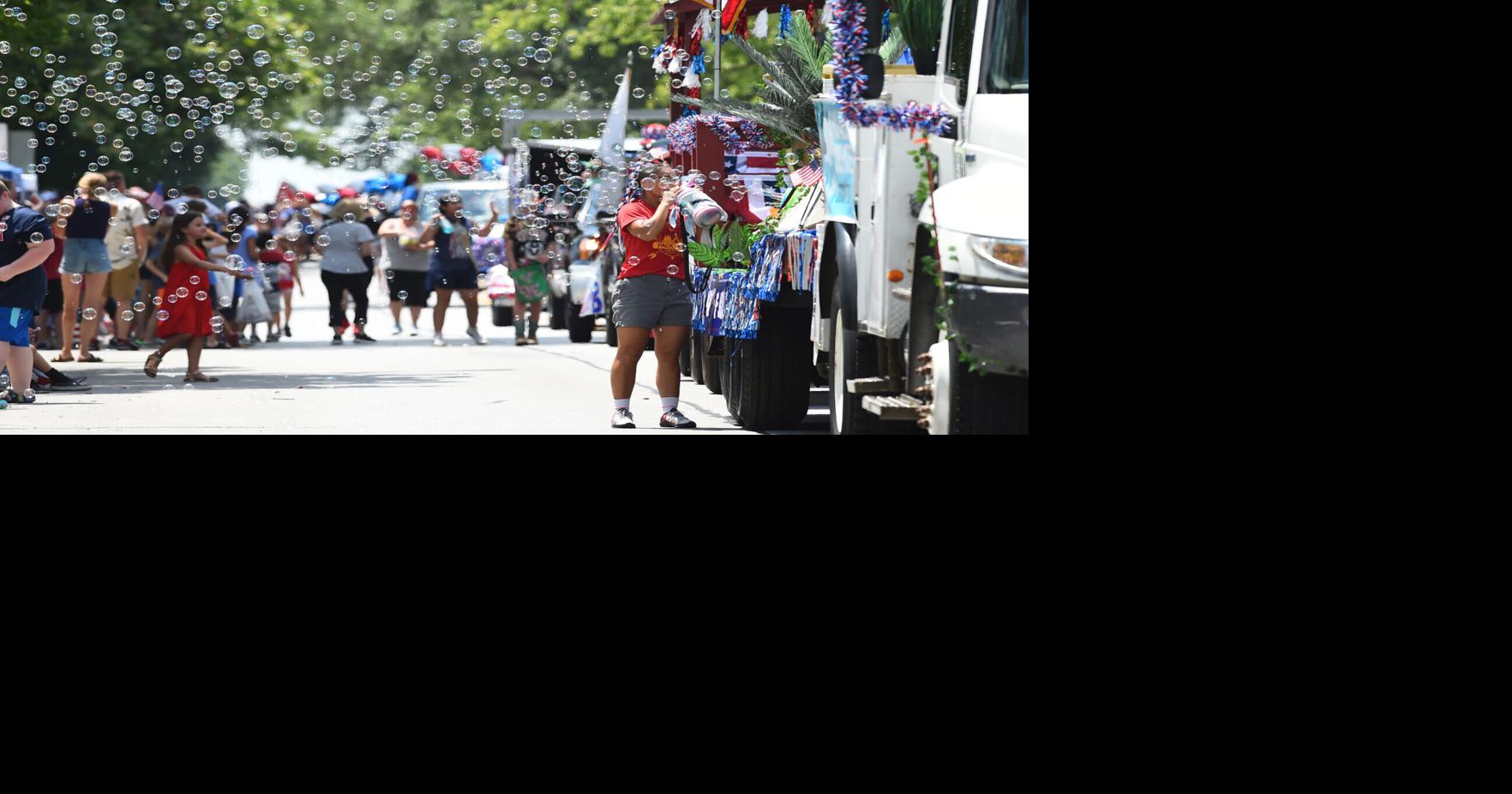 Thousands brave the heat for Crown Point's Fourth of July Parade