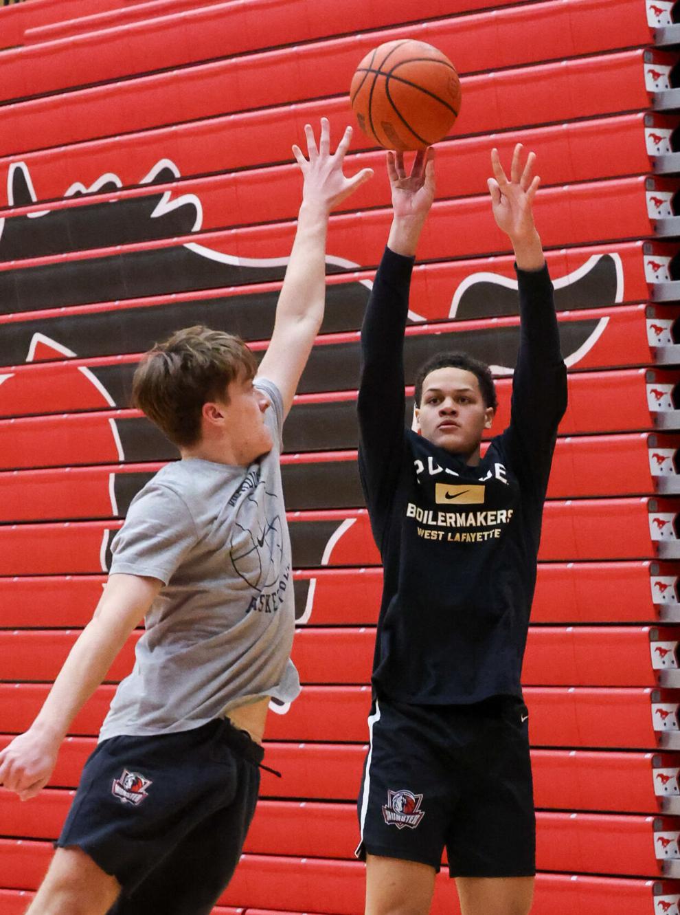 In year 26, Munster's Mike Hackett still wants the best