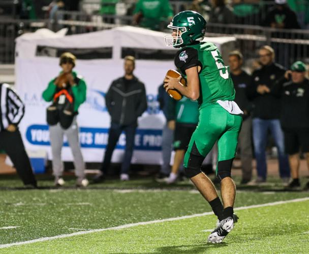 Crown Point rumbles past Valparaiso