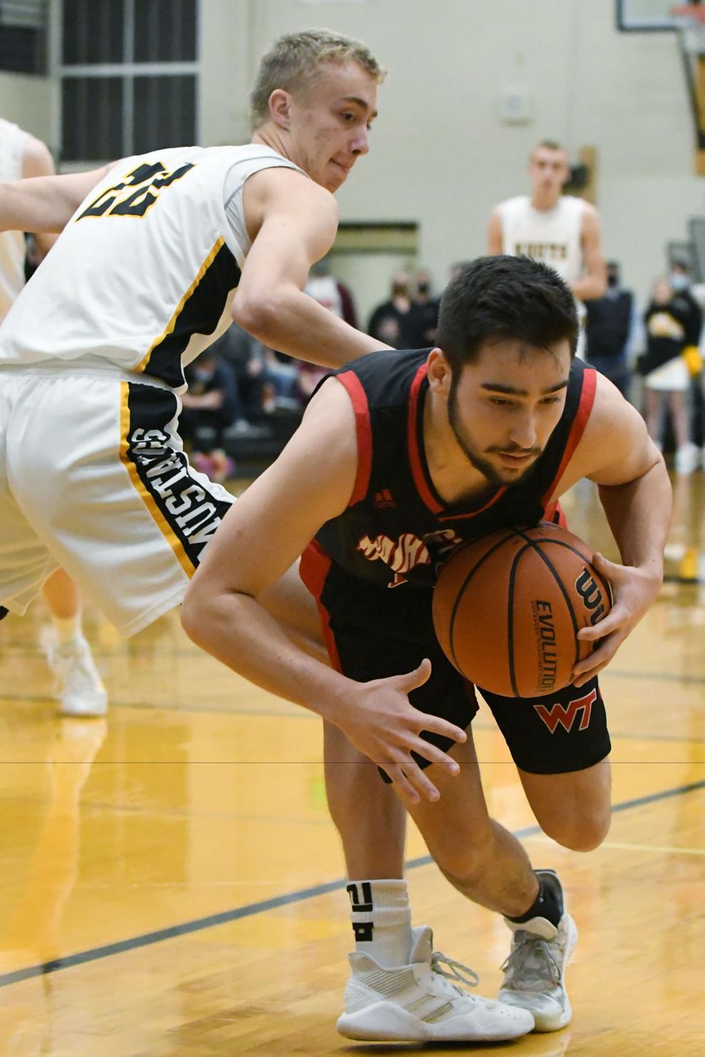 From JV to M-V-P chants, Connor Croff leads Kouts to sectional championship