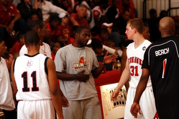 McLegends' strength, experience too much for prep All-Stars