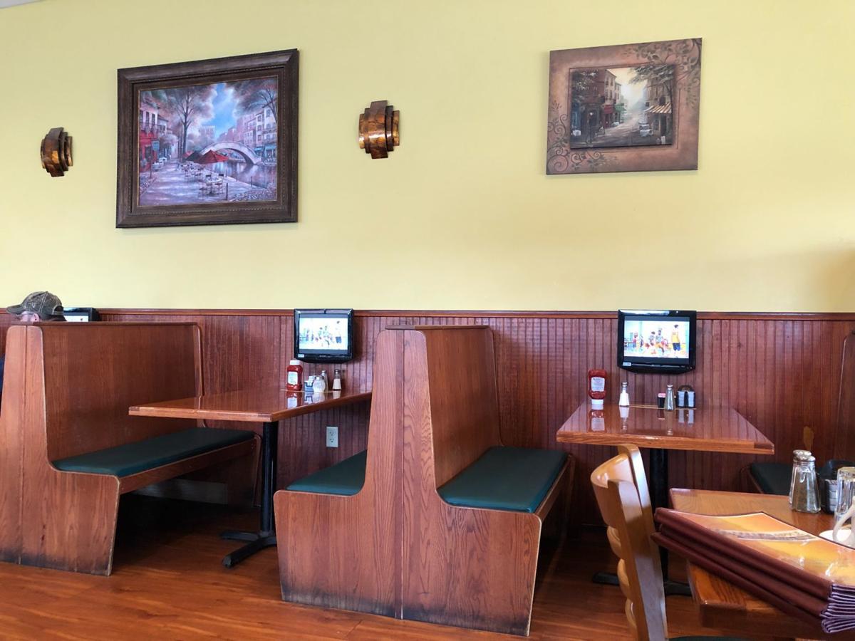 Variety stars on Eli's Golden Apple menu | Restaurants | nwitimes.com