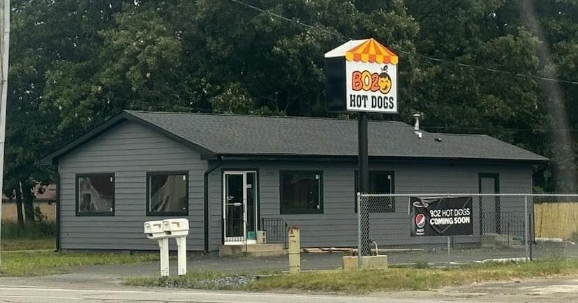 Boz Hot Dogs opens latest Region location