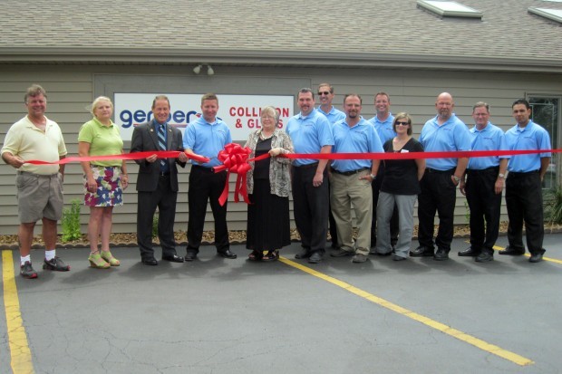 Gerber Collision and Glass hosts ribbon cutting ceremony