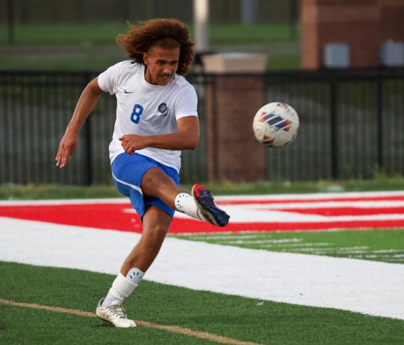 Parents voice concerns over Crown Point school construction