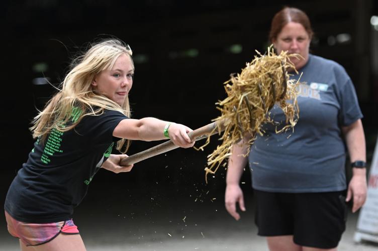 4-Hers go the distance in cow pie toss