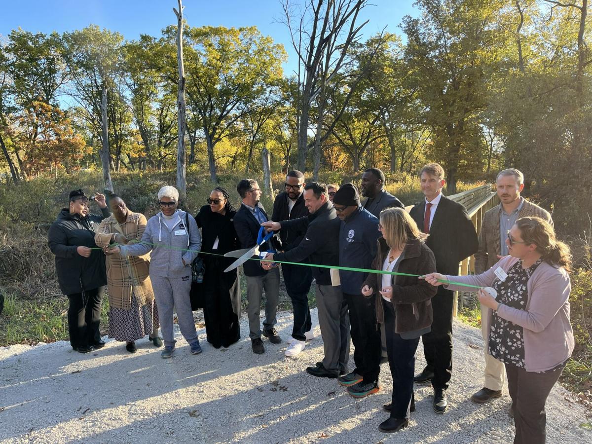 Land trust cuts ribbon on new Ivanhoe amenities in Gary