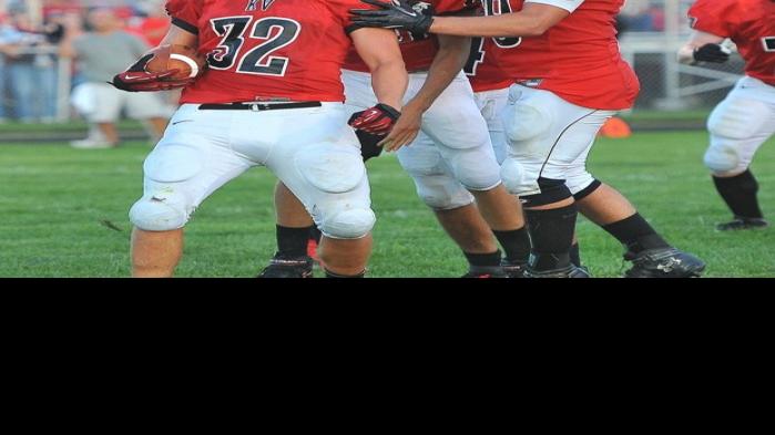 Webbed wonder boosts Crown Point football team | NWI Preps Football ...