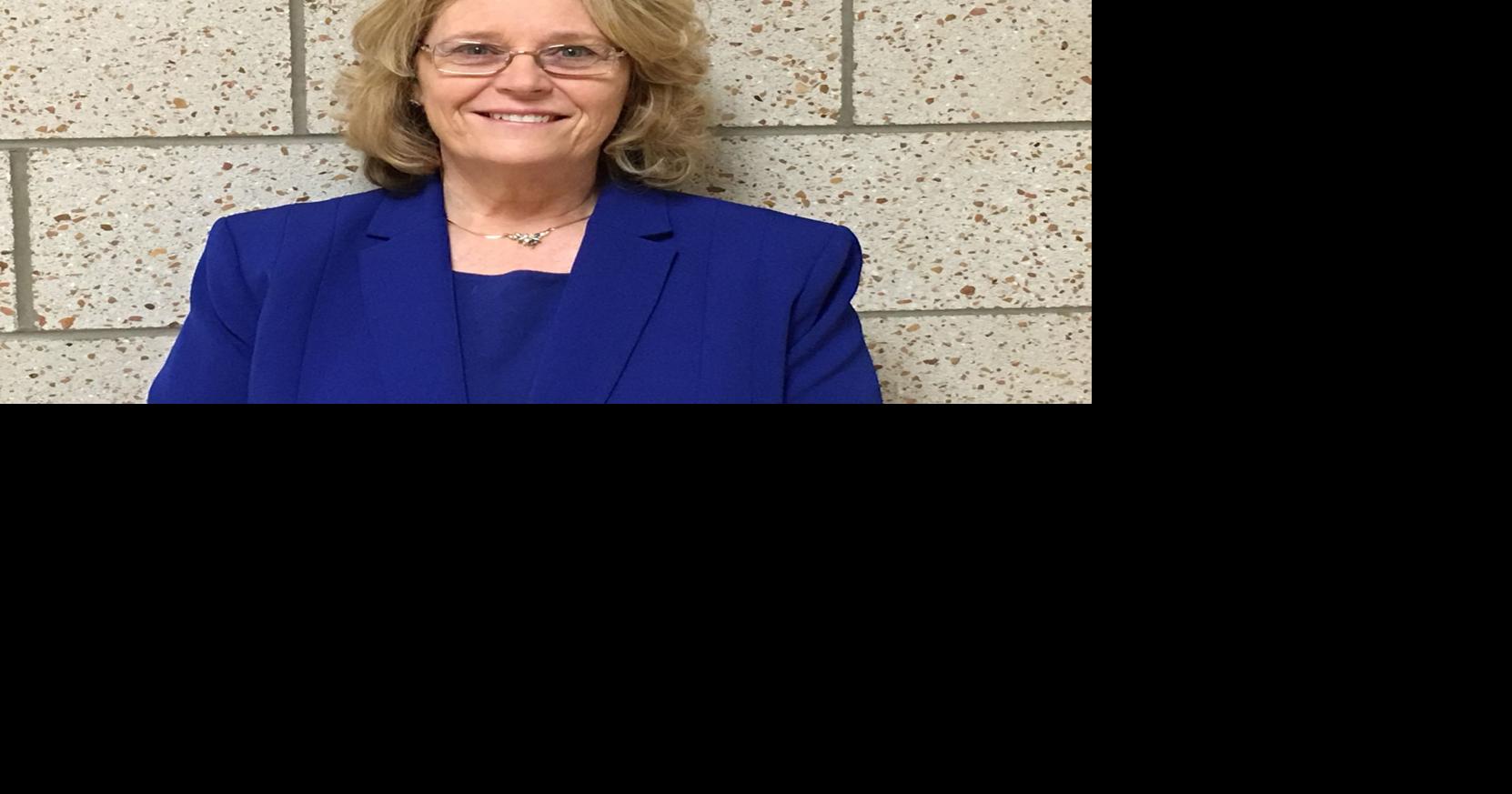 Debra Howe to serve as interim Tri-Creek superintendent