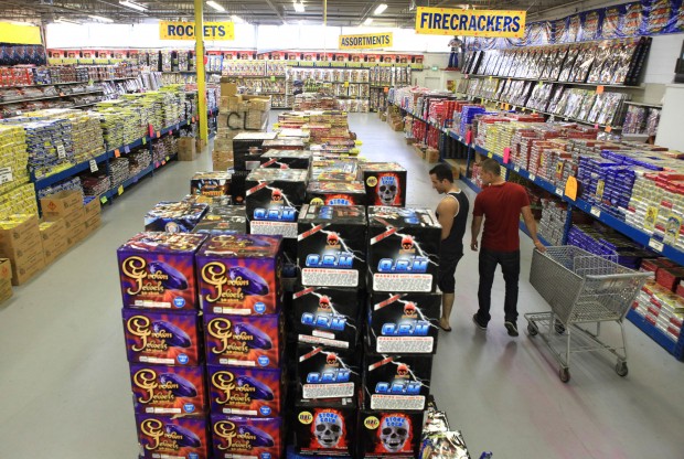 Fireworks retailers expect solid season