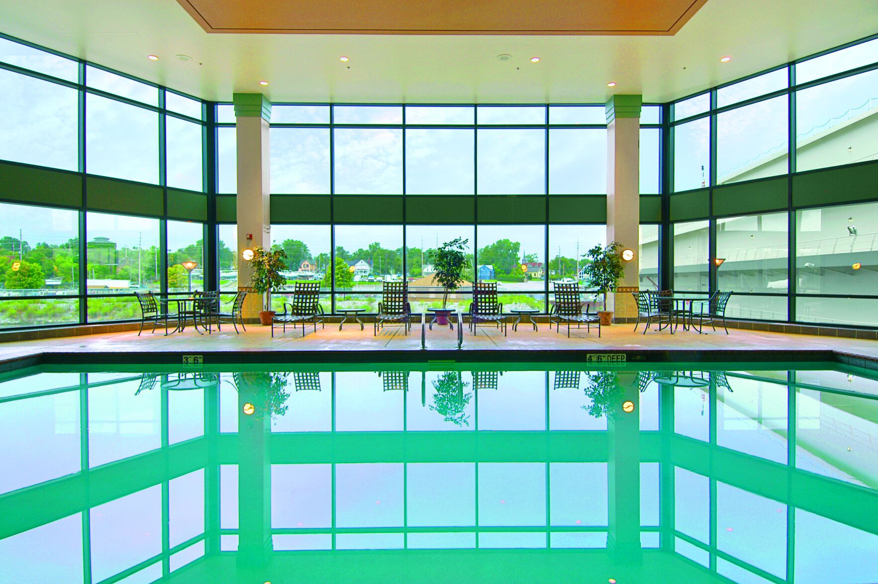 Blue Chip hotel pool