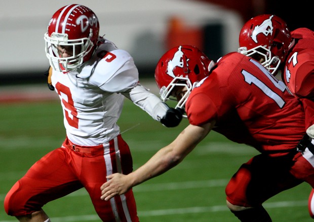 Crown Point struggles to slip past Munster