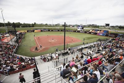Women's softball series to be presented once again in Rosemont.