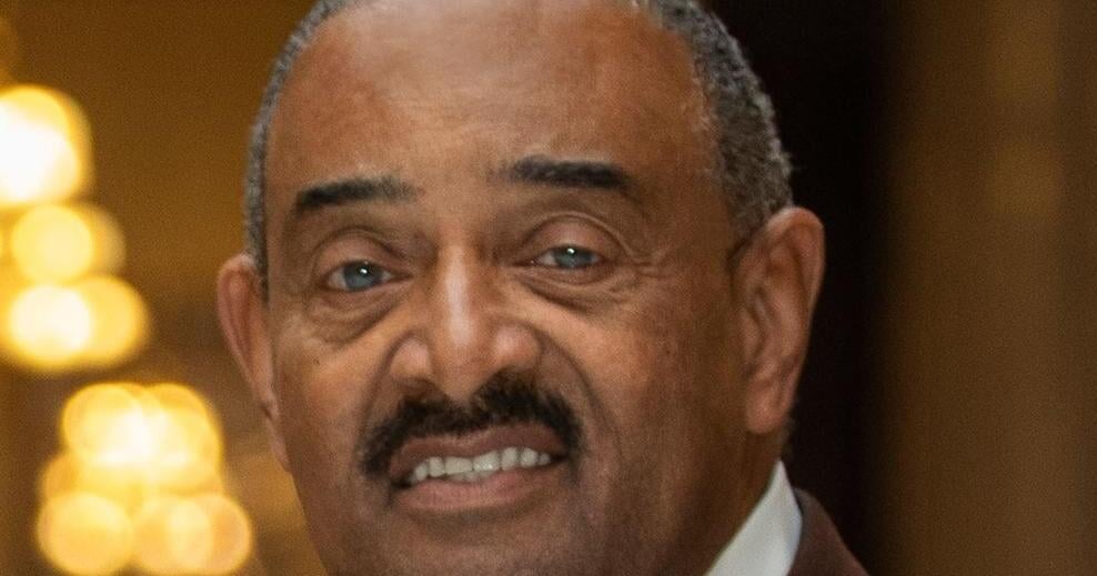 Vernon Smith honored by Gary council after IUN retirement