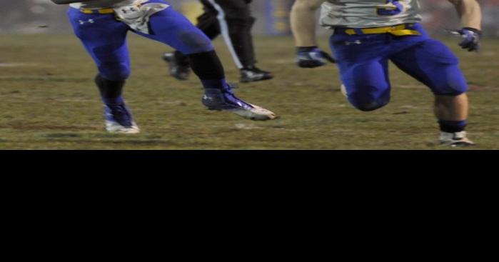 Crete-Monee football team advances to Class 6A semifinals