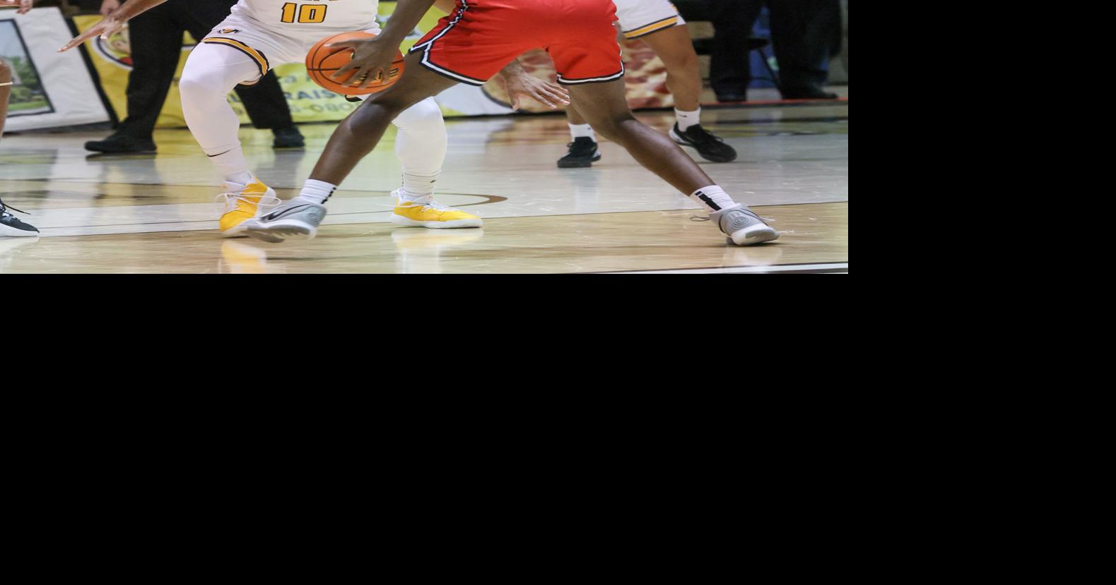 Eron Gordon gives Valparaiso a welcome lift