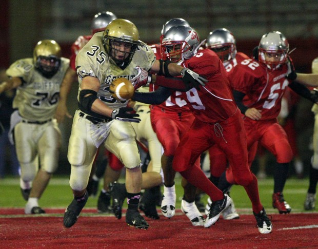 Morton holds off Griffith for third title in a row