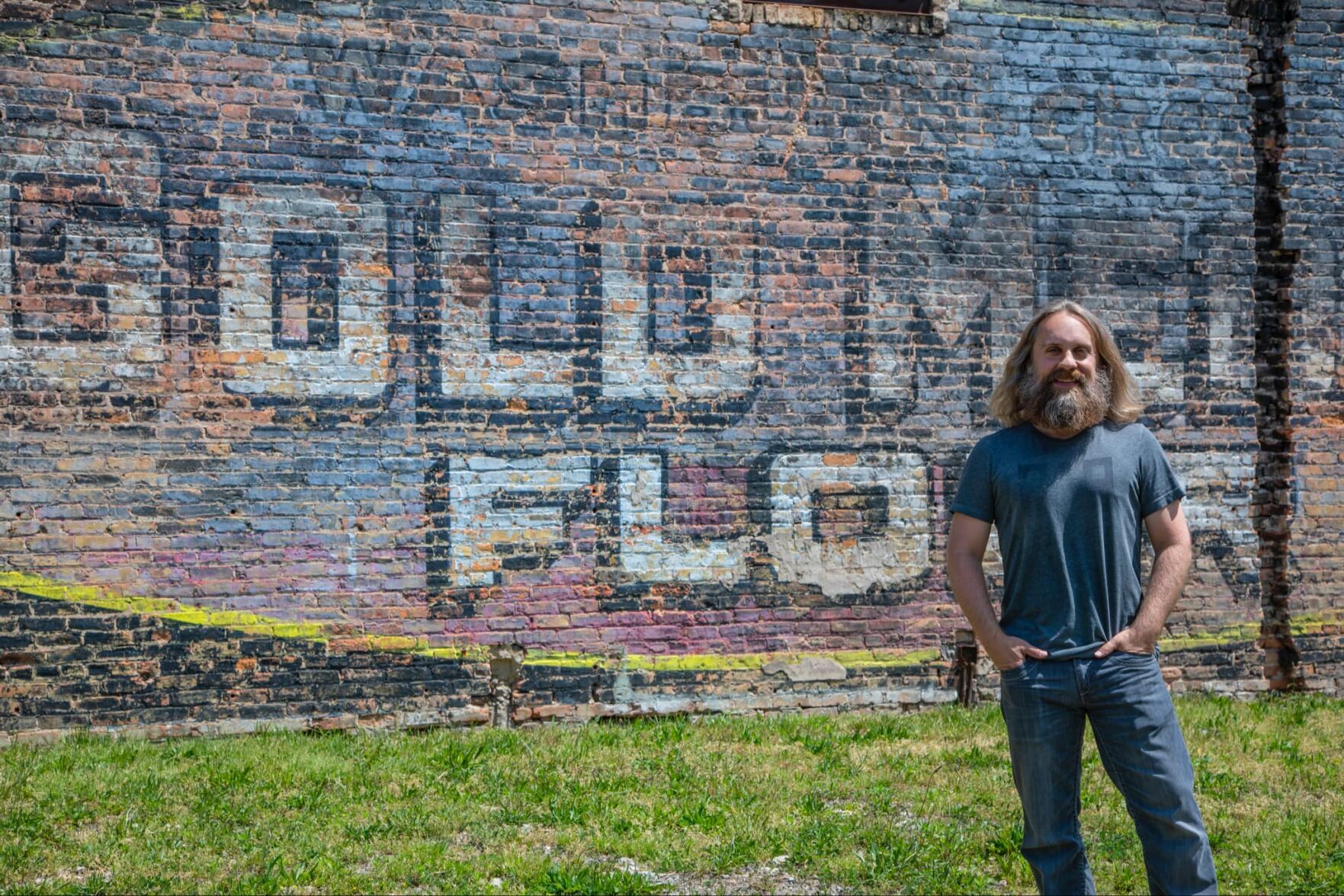 Shutterbug captures ghost sign photos collection of Indiana