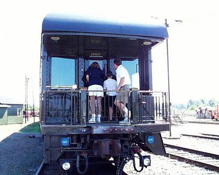 Heiresses Barbara Woolworth Hutton and Doris Duke traveled in style via ...
