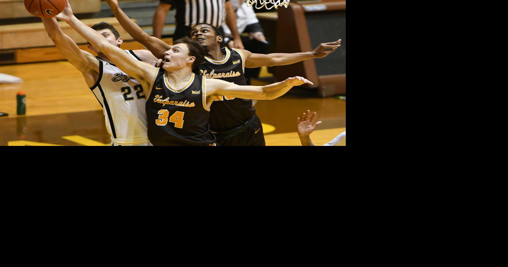 Sheldon Edwards shines in Valparaiso’s second straight home win