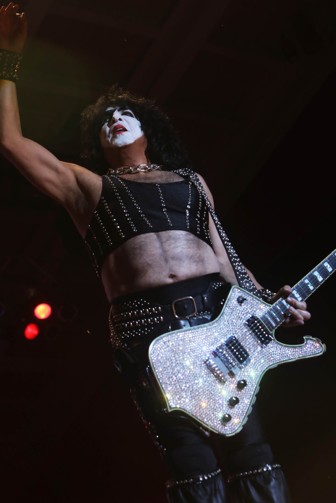 KISS brings more than theatrics | Entertainment | nwitimes.com