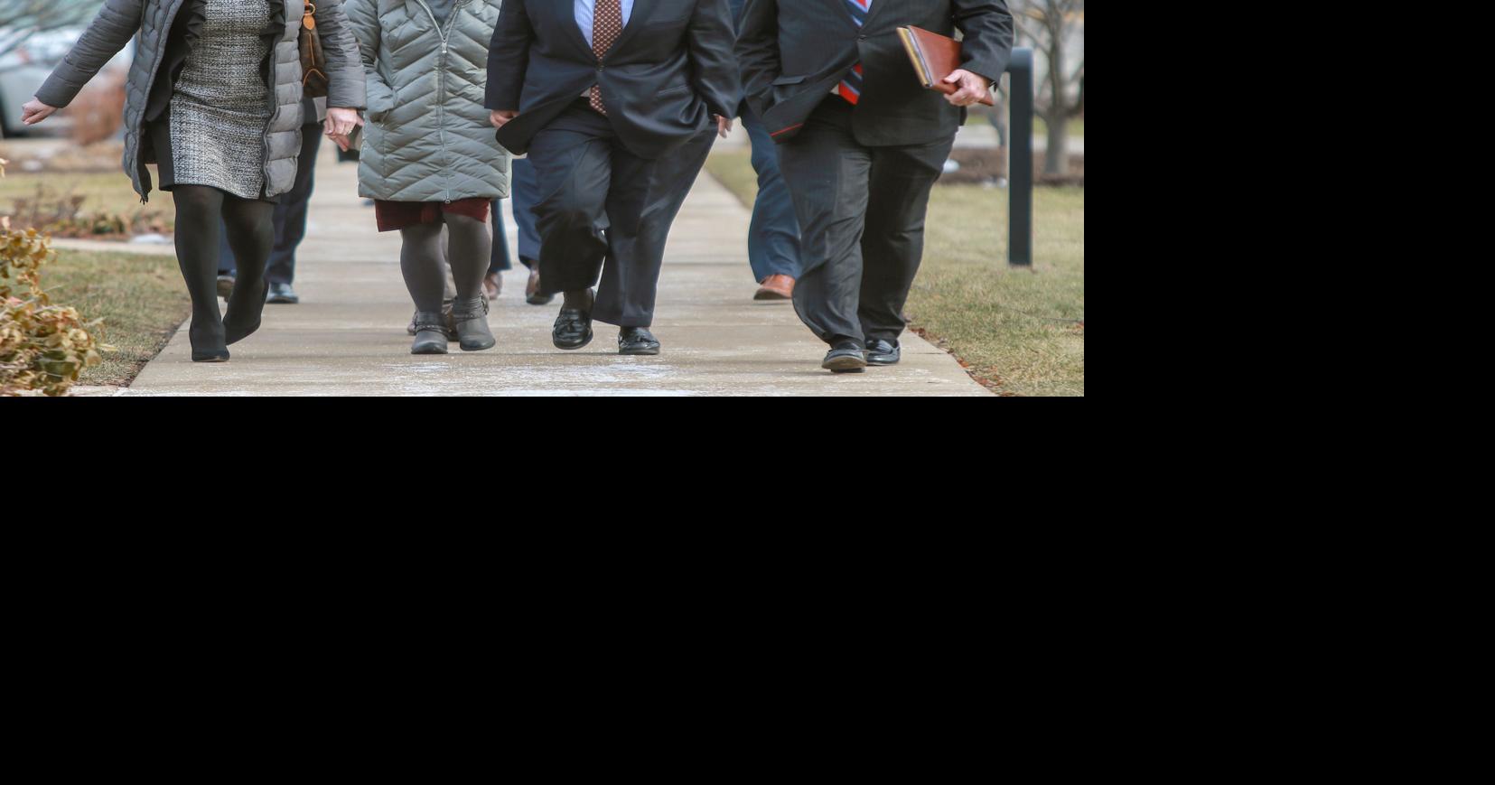 Felon ex-mayor to make old argument with new judge