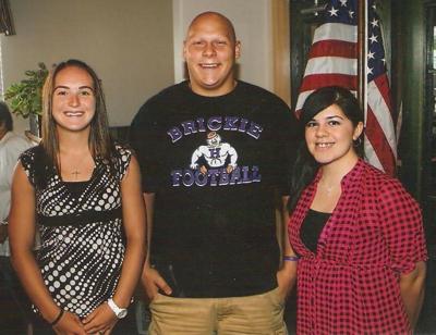 Hobart Kiwanis Club awards scholarships