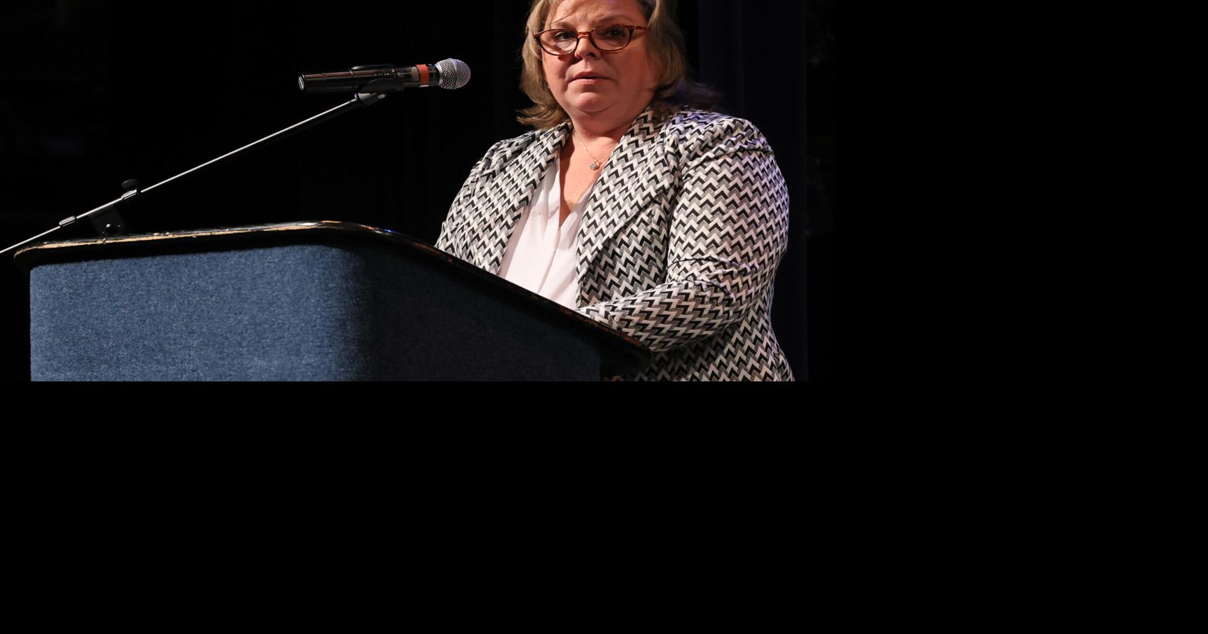 Paige McNulty stepping down as manager of Gary schools; Mike Raisor to ...