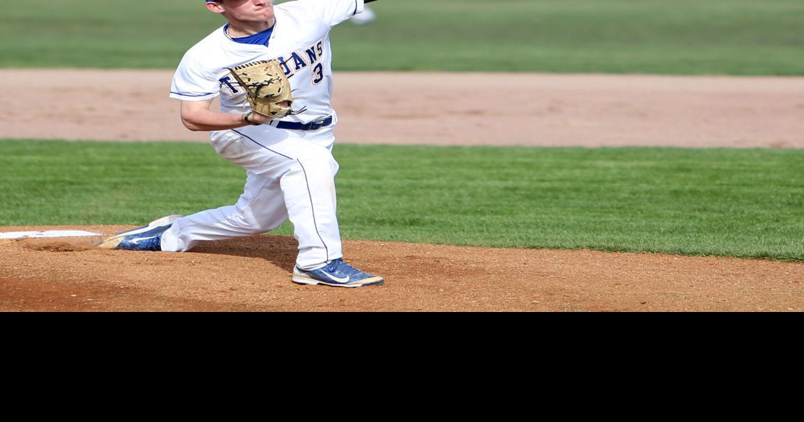 Jordan Petty twirls off-speed success, Highland tops Griffith