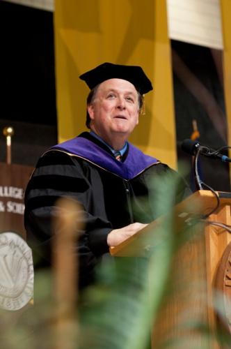 Valparaiso University commencement celebrates tradition