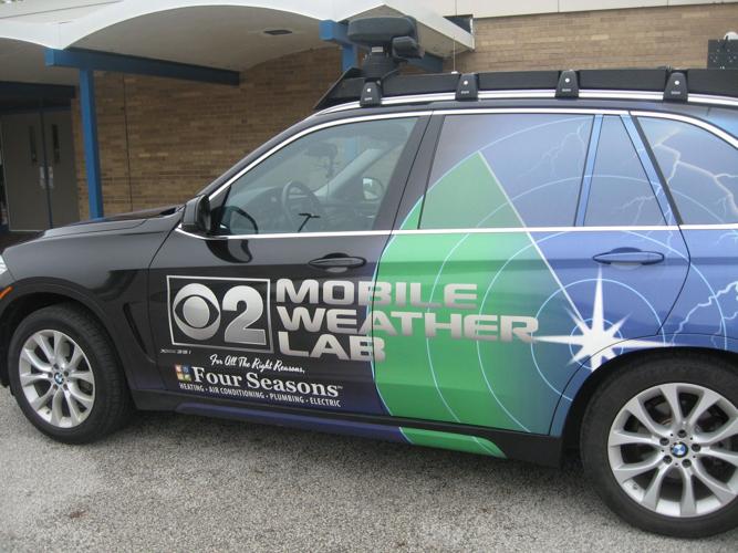 CBS Channel 2 meteorologist visits Valparaiso school