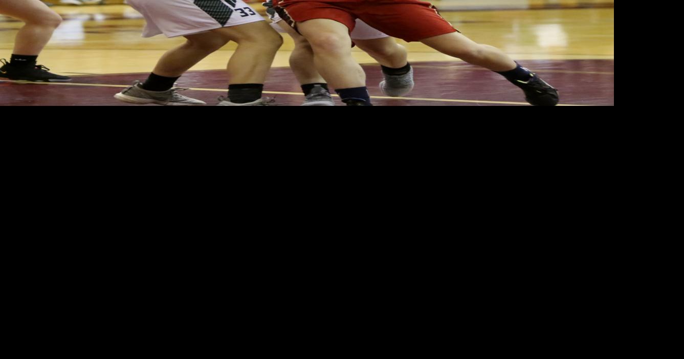 GIRLS BASKETBALL: Andrean's Karli Miller fights through injury, becomes ...