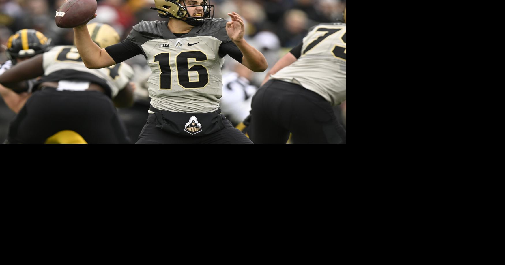 Aidan O'Connell, Purdue offense grounded by Iowa