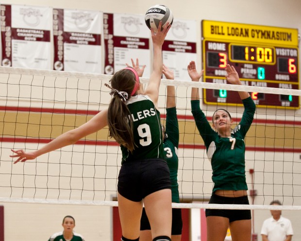 Wheeler ousts Whiting for 5th sectional title in a row