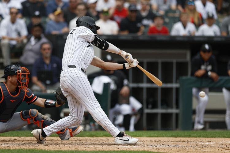 White Sox win another 1-run game to sweep Tigers